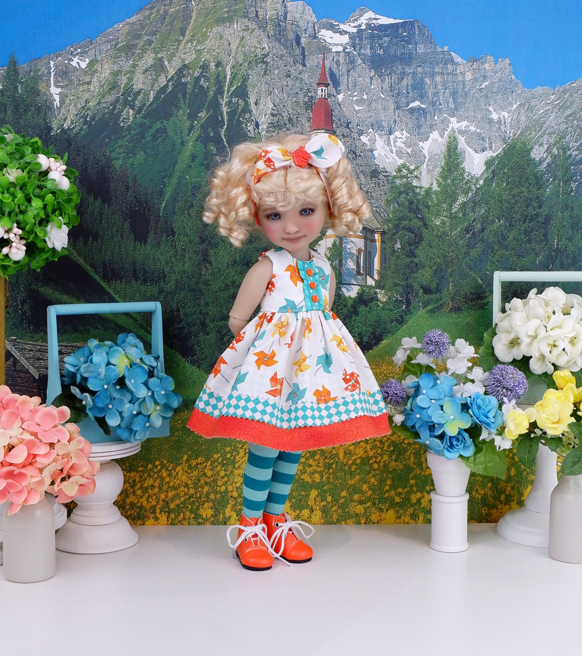 Pretty Pinwheel - dress with boots for Ruby Red Fashion Friends doll ...