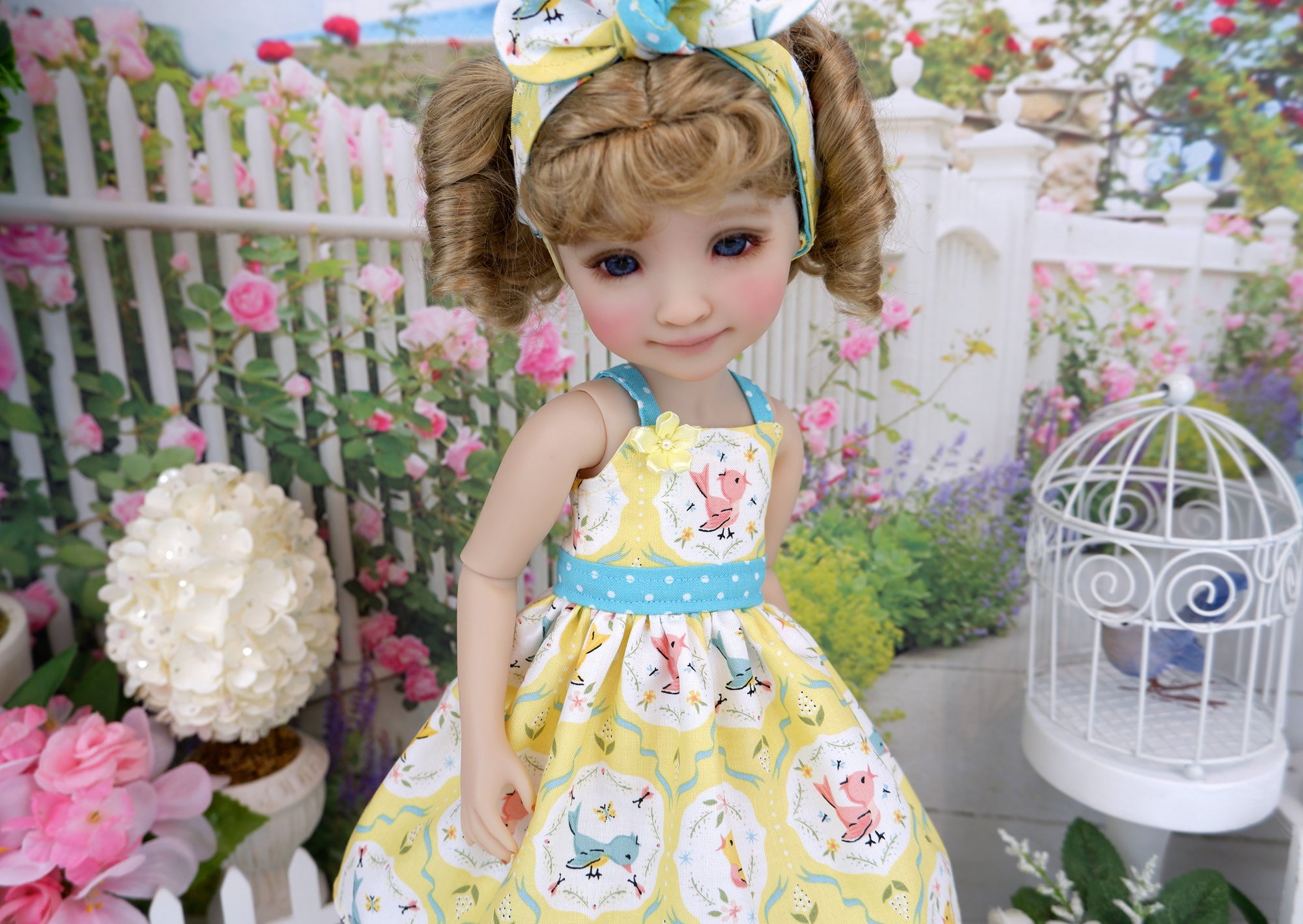 Vintage Robin - dress with shoes for Ruby Red Fashion Friends doll ...