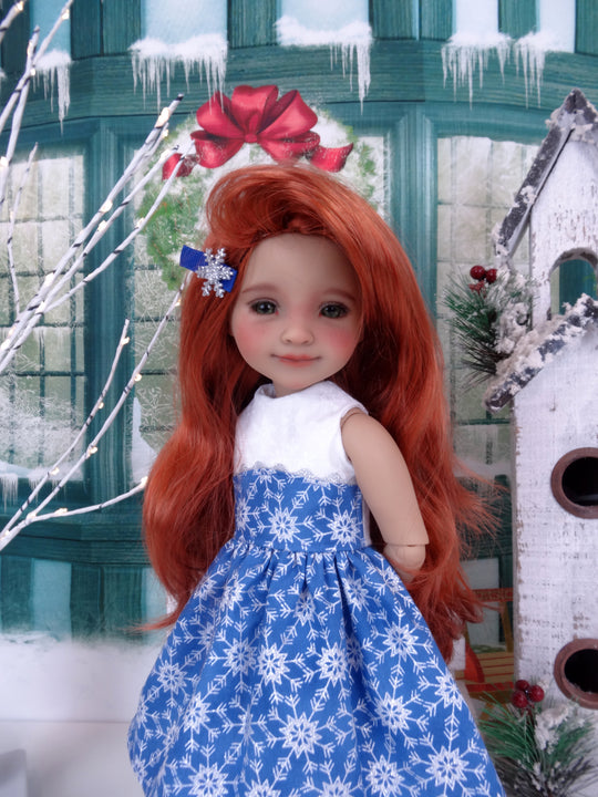 Chill Out - dress with shoes for Ruby Red Fashion Friends doll ...