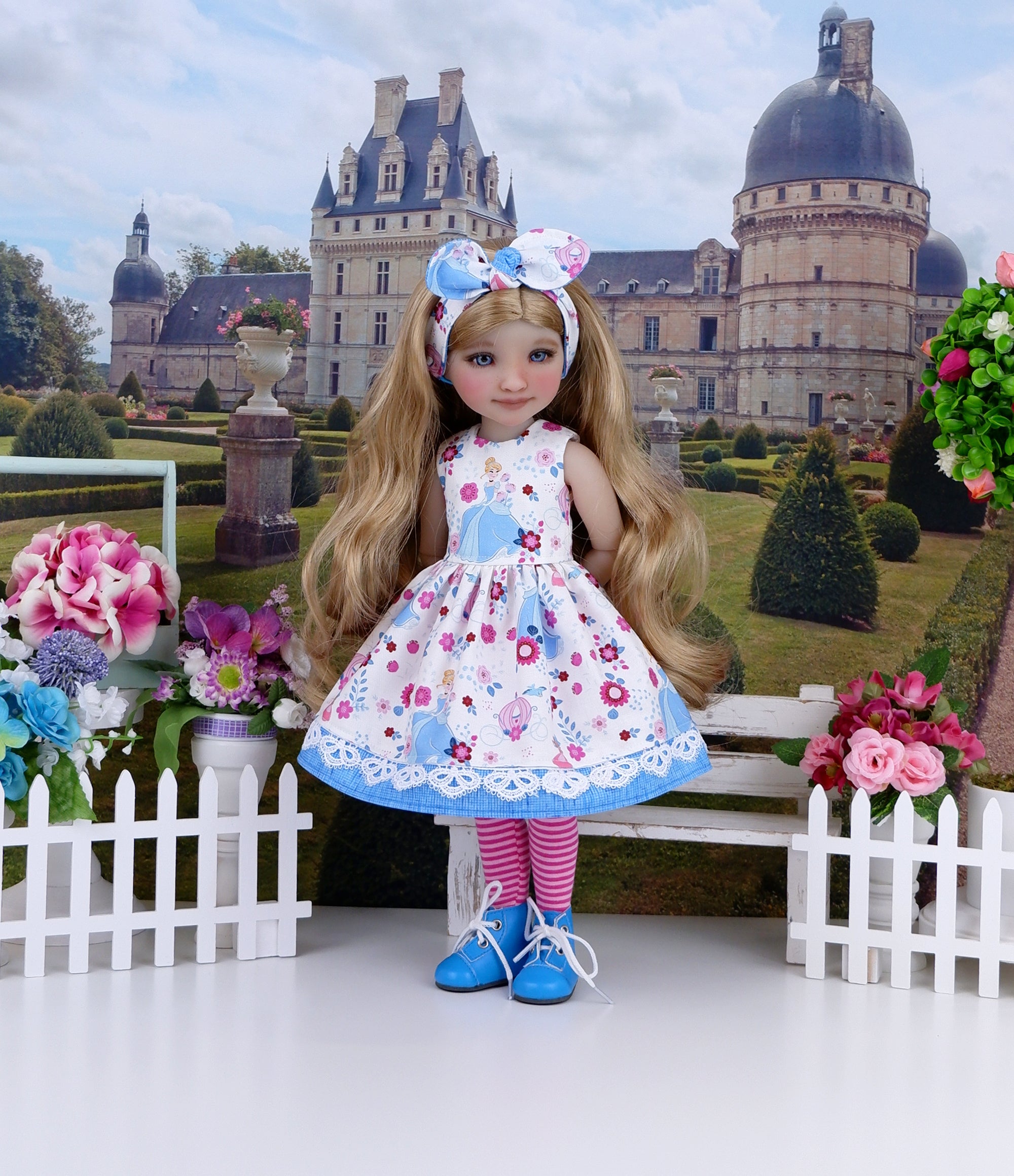 Cinderella's Carriage - dress with boots for Ruby Red Fashion Friends ...